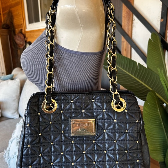 Nicole by Nicole Miller | Bags | Nicole Miller Black Quilted Womens Bag ...